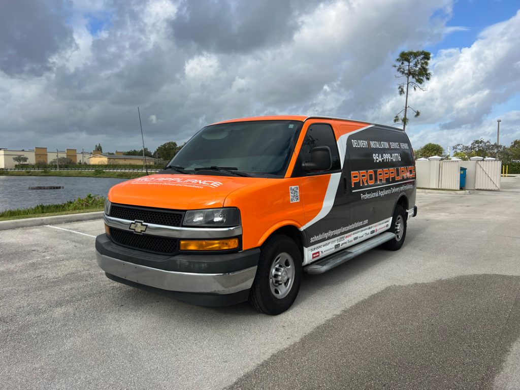 Chevrolet Express & GMC Savanna & Ford E Series Van Wraps | Fort ...